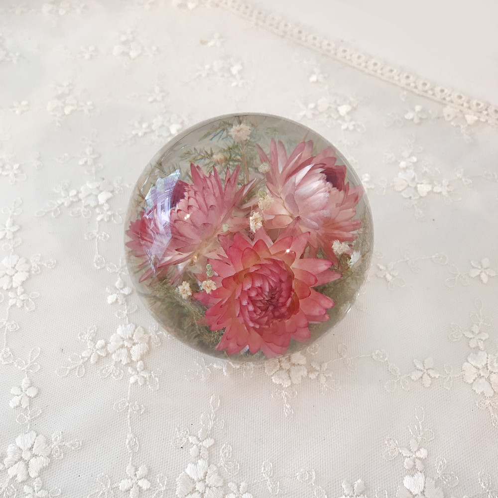 vintage flower paperweights, UK