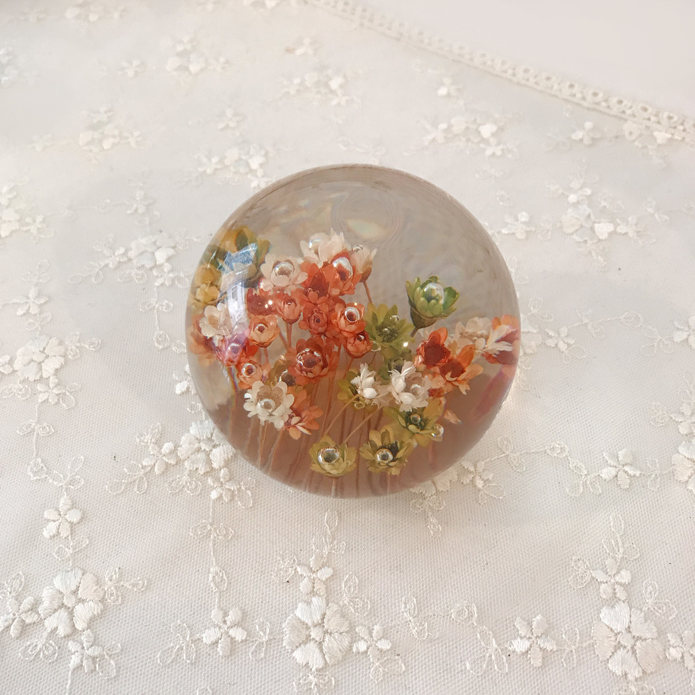 vintage flower paperweights, UK
