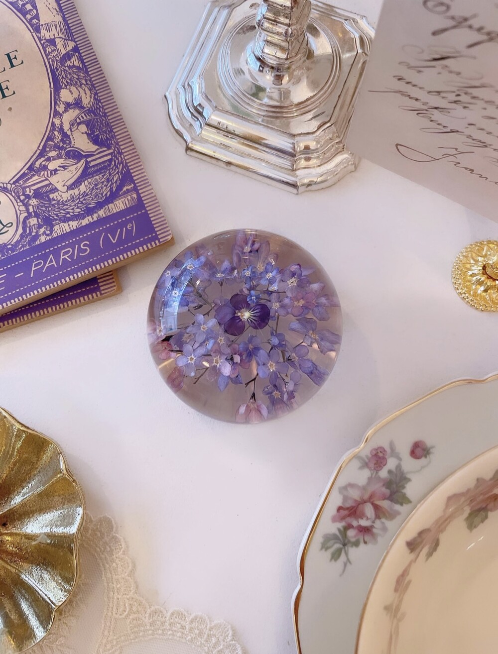 vintage forget me not paperweight, UK