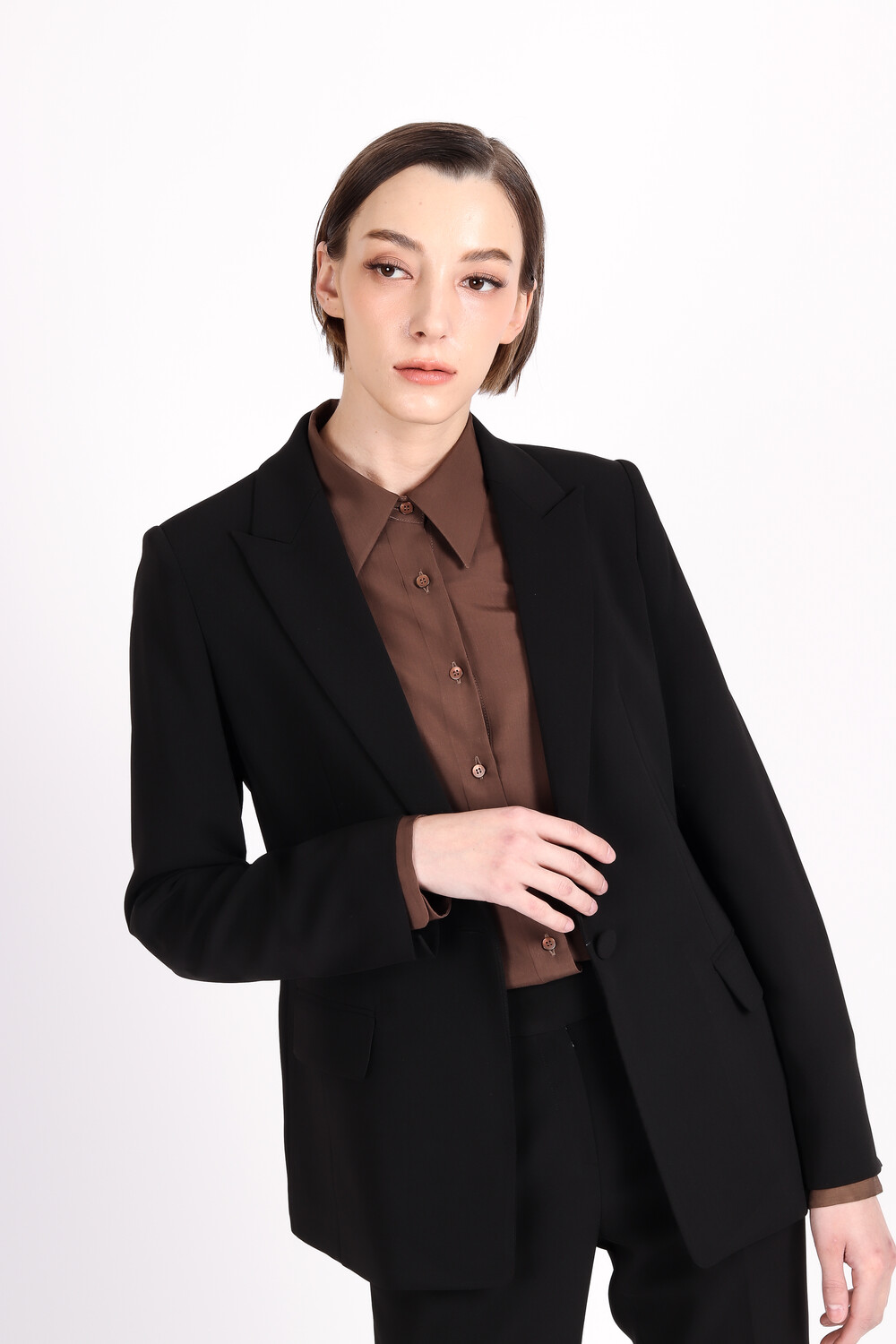 ONE BUTTON SINGLE JACKET-BLACK