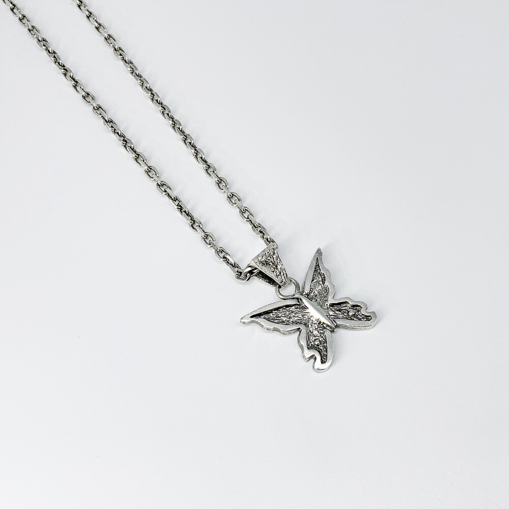 sharp butterfly necklace