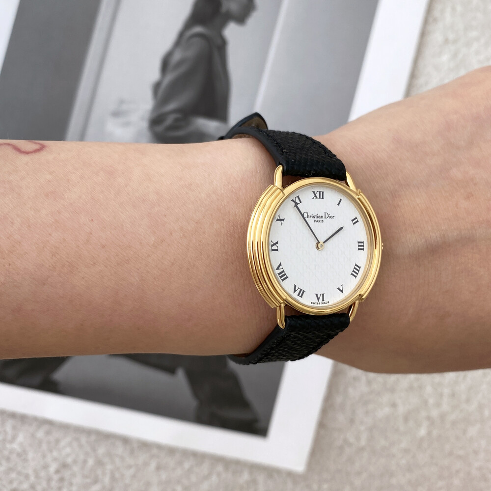 Vintage Dior CD watch