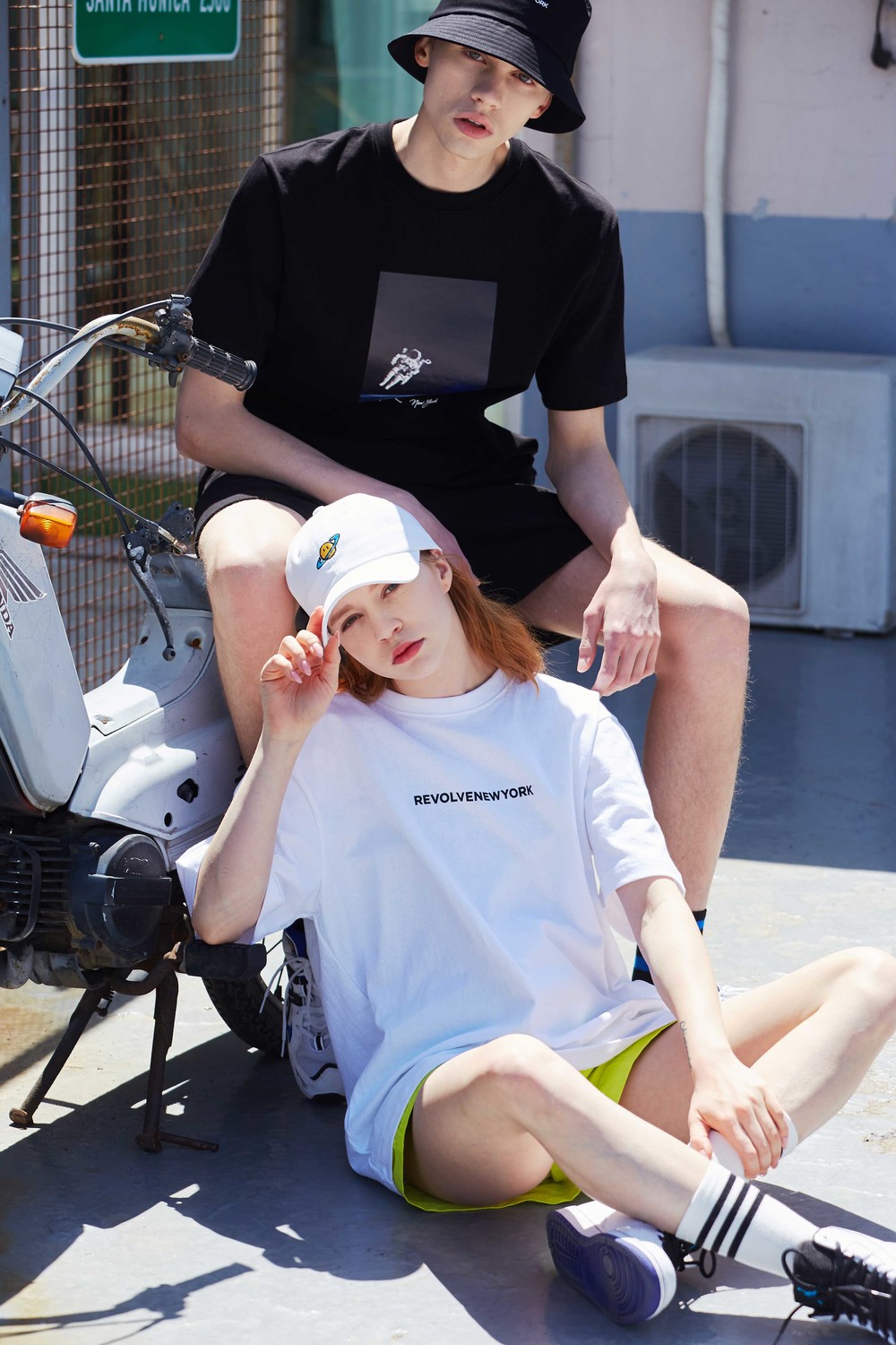 [알엔씨] Revolve Logo T-Shirt White