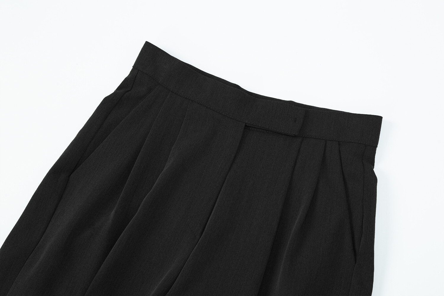 [P036] Two Pintuck Slacks - Black