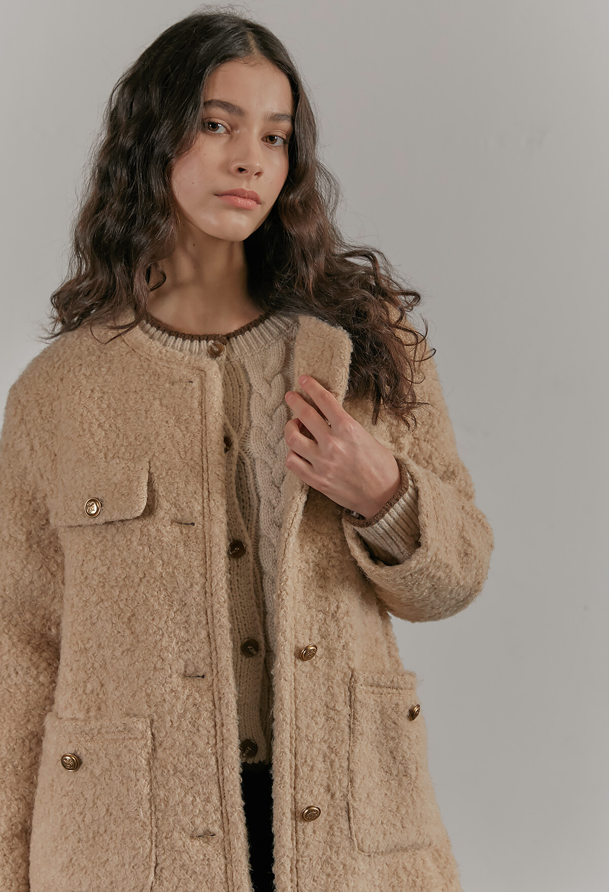 [J108] Boucle quilted long jacket - Beige (Muffler SET)