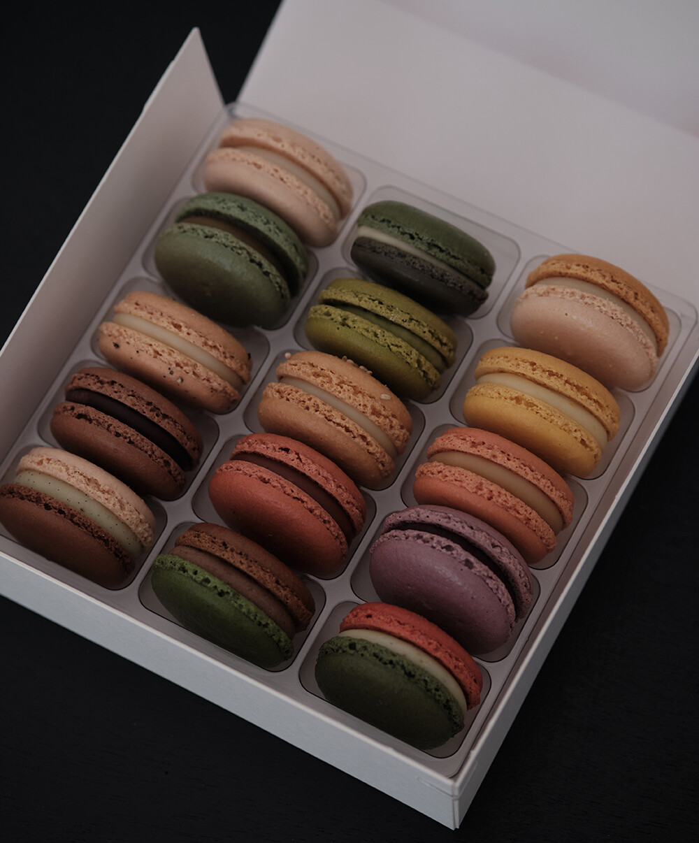 GIFT BOX OF 15 MACARONS
