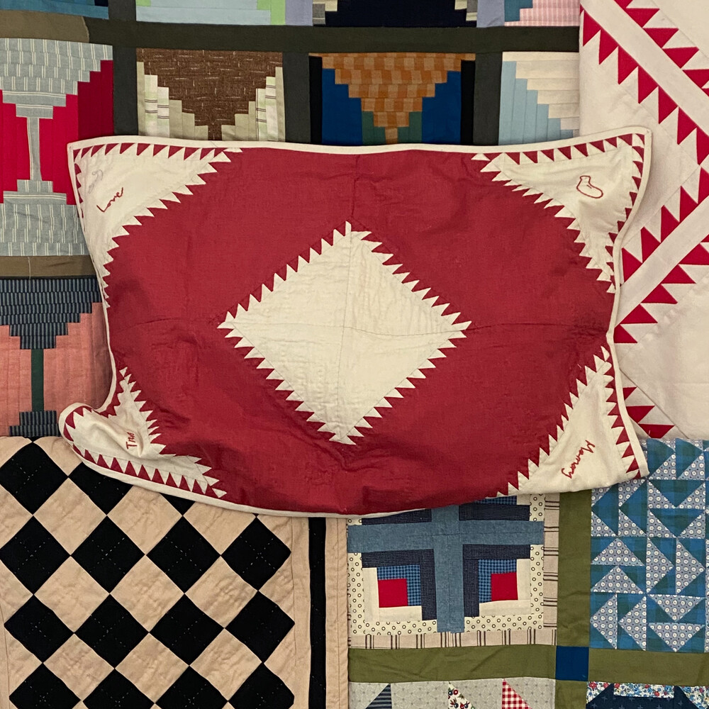 Sawtooth Pattern Quilt Pillow case