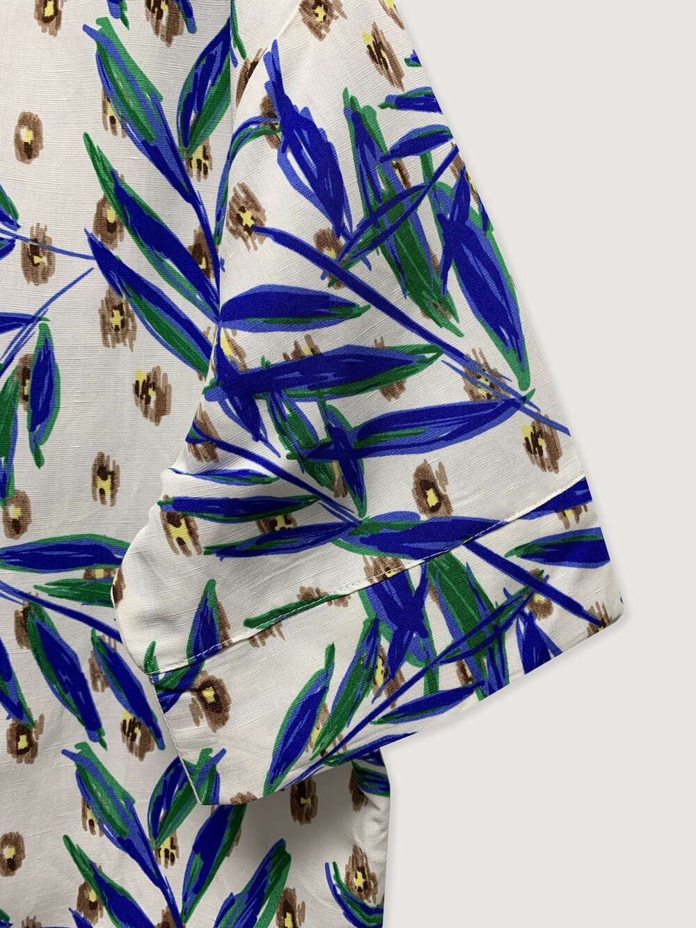Jacob Leaf Shirt (2Colors)