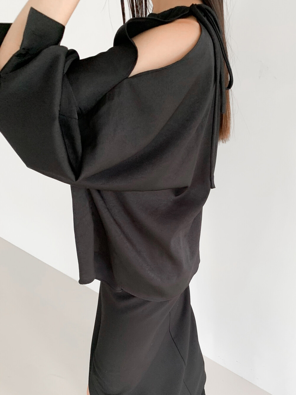 SOLID SLIT SKIRT (2COLOR)