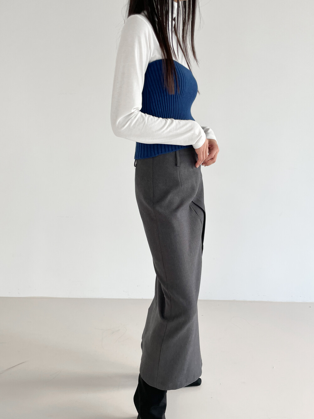 SOLID SLIT SKIRT (2COLOR)