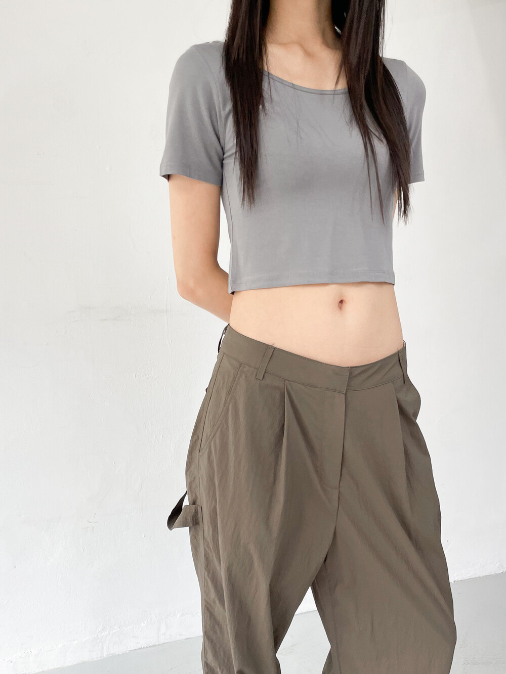 SHY CROP TEE (3COLOR)