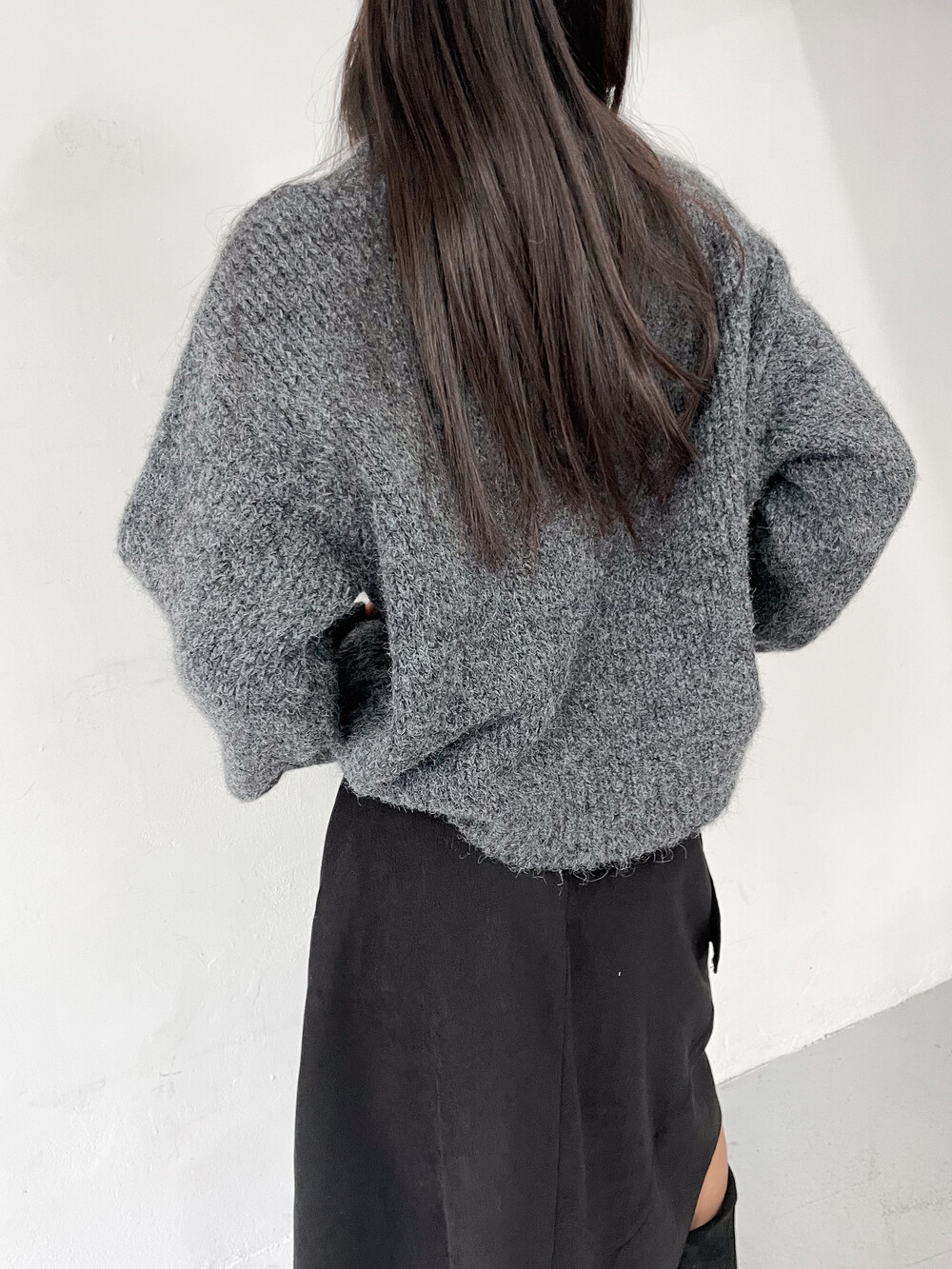 ALPAKA V-NECK KNIT (3COLOR)