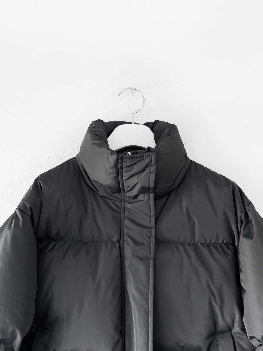 MUST PADDED JUMPER (ONE COLOR)