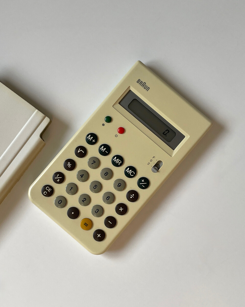 BRAUN Pocket Calculator 4835 ET55 / White