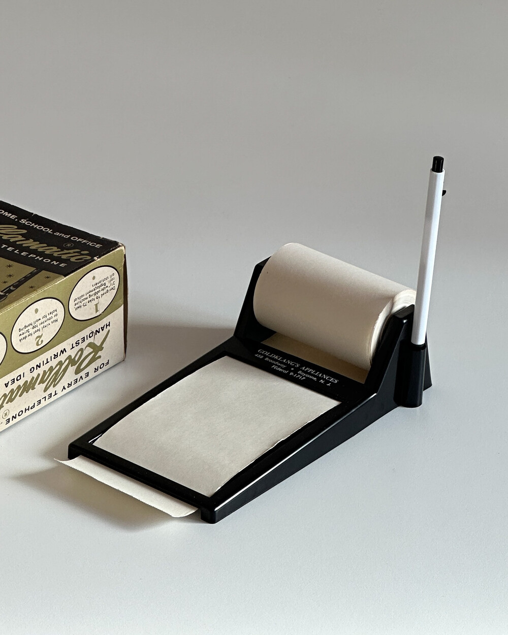 80s Vintage Paper Roll Holder