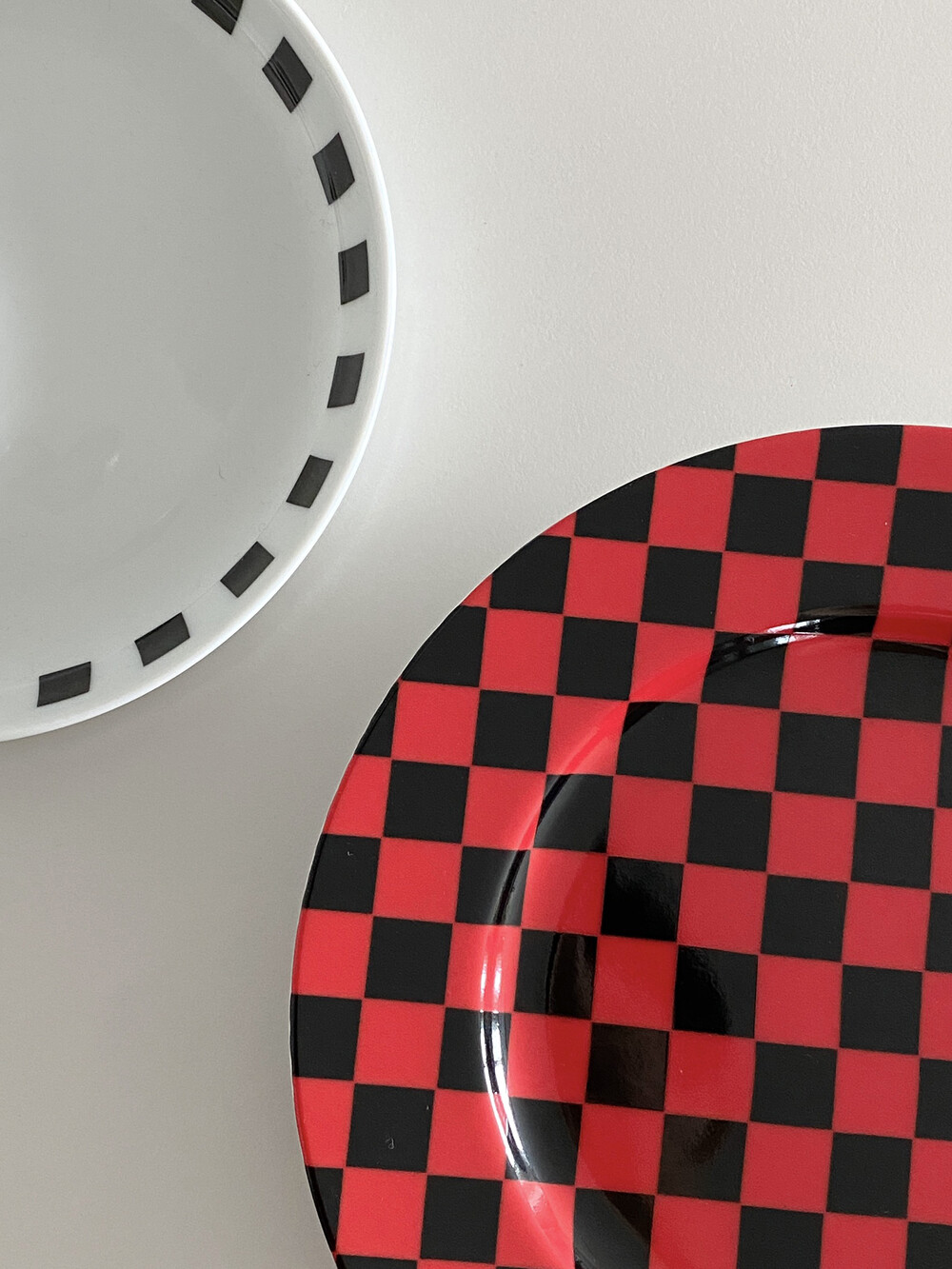 [Vintage] Black&Red Checkboard Plate
