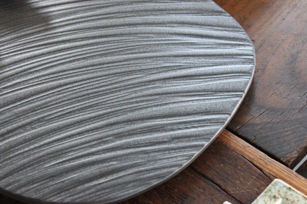 유광블랙 유성 도자기 매트 플레이트