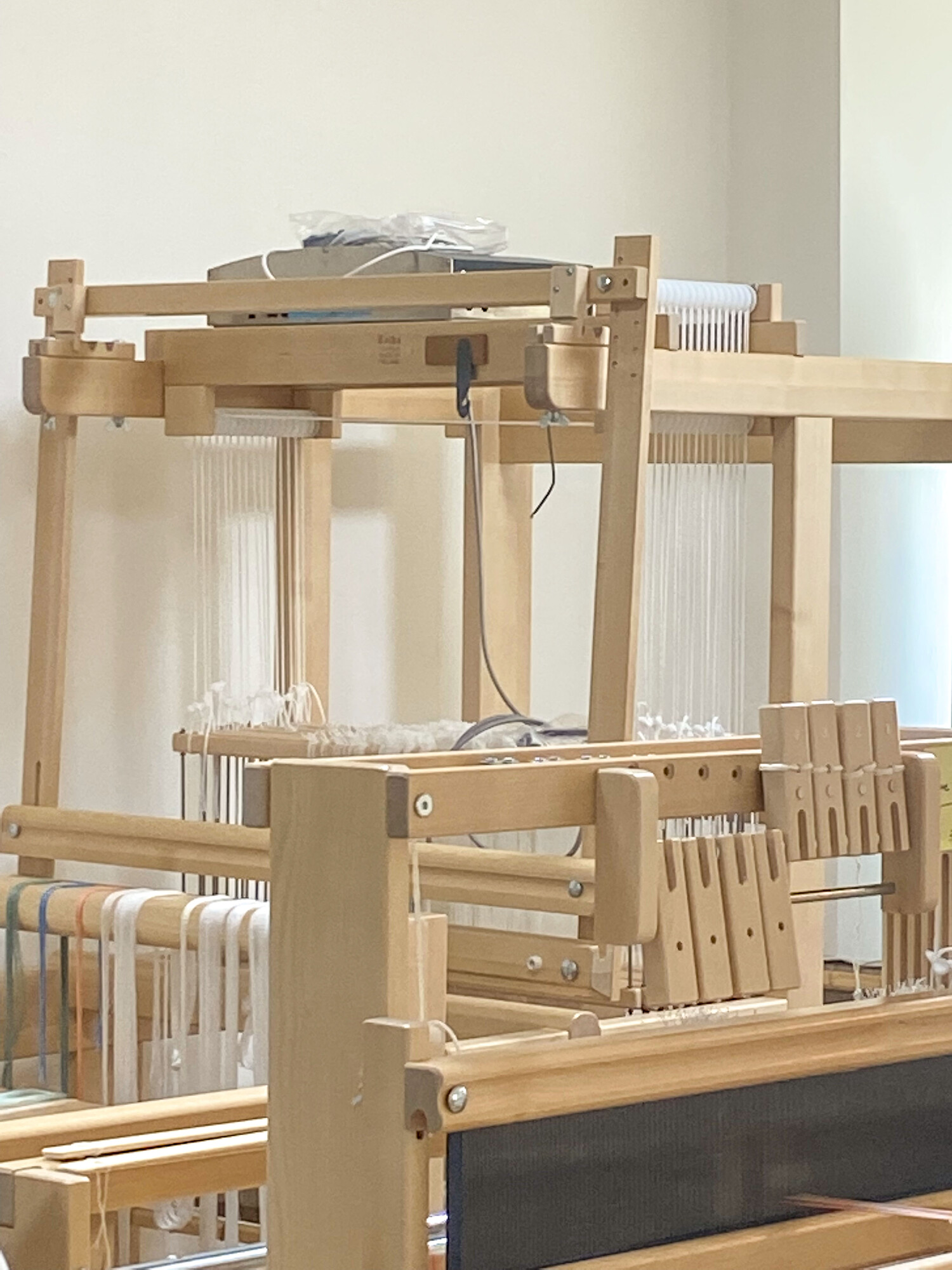 Toika_Dobby Loom Rental
