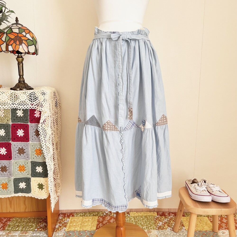 light denim pintuck&patch romantic sk