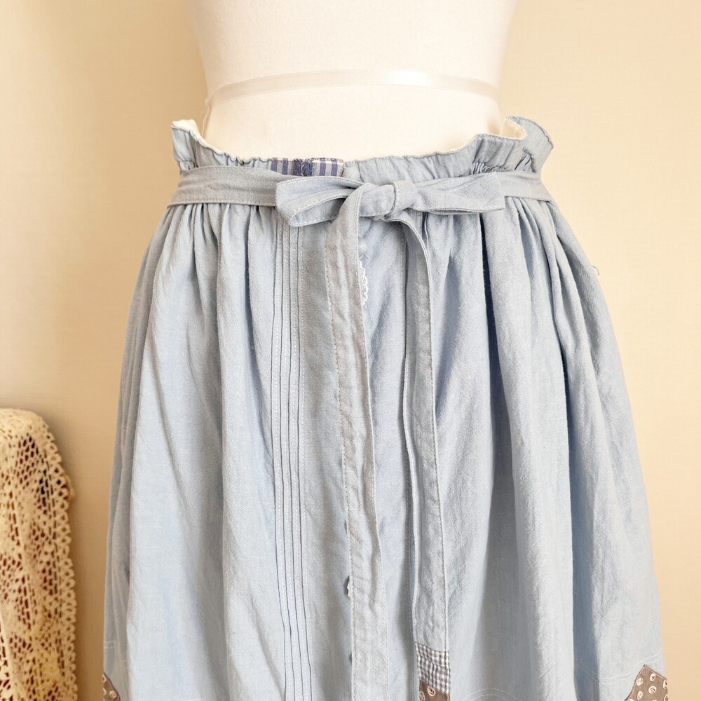 light denim pintuck&patch romantic sk