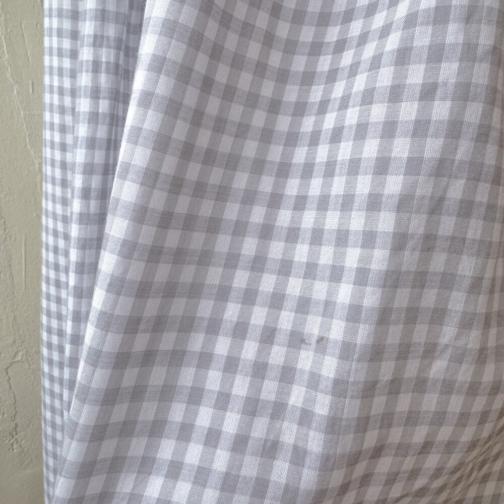 light gray check plain sk