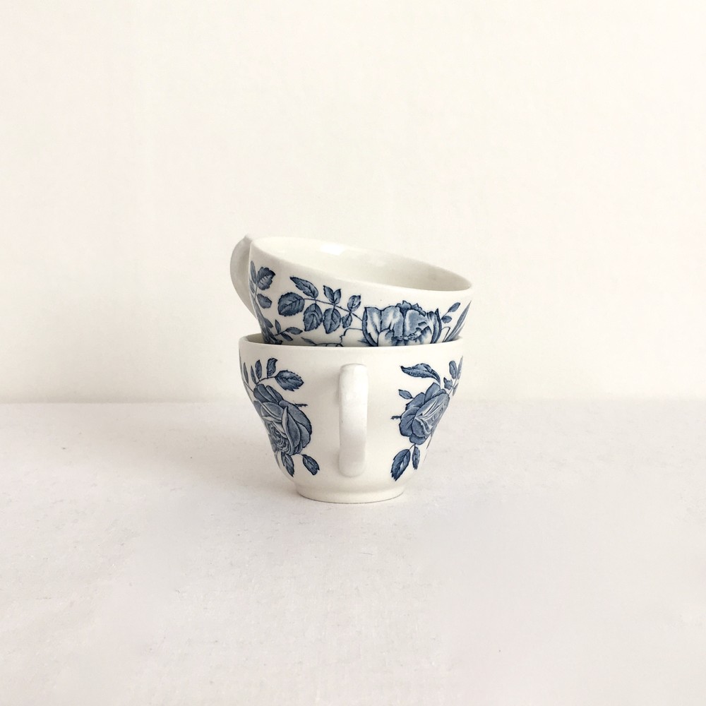 1970 churchill tea cup & saucer