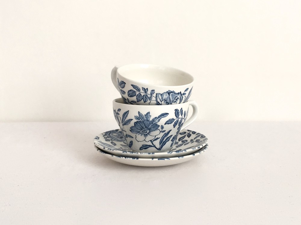 1970 churchill tea cup & saucer