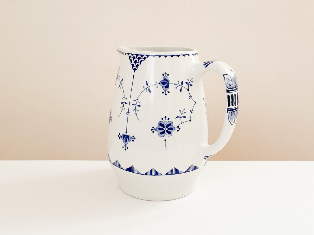 1940s furnivals water jug