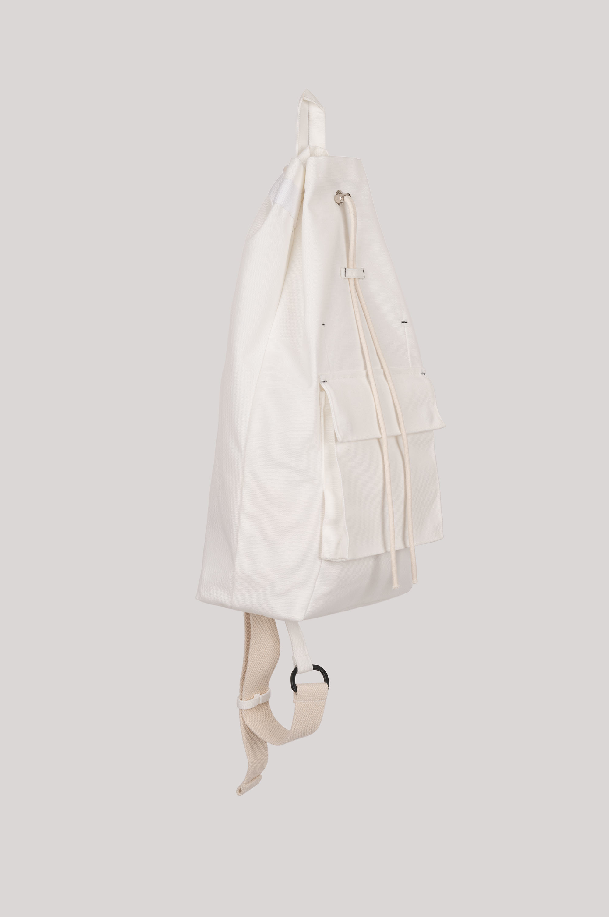 ONE SHOULDER DRAWSTRING BAG - CREAM WHITE