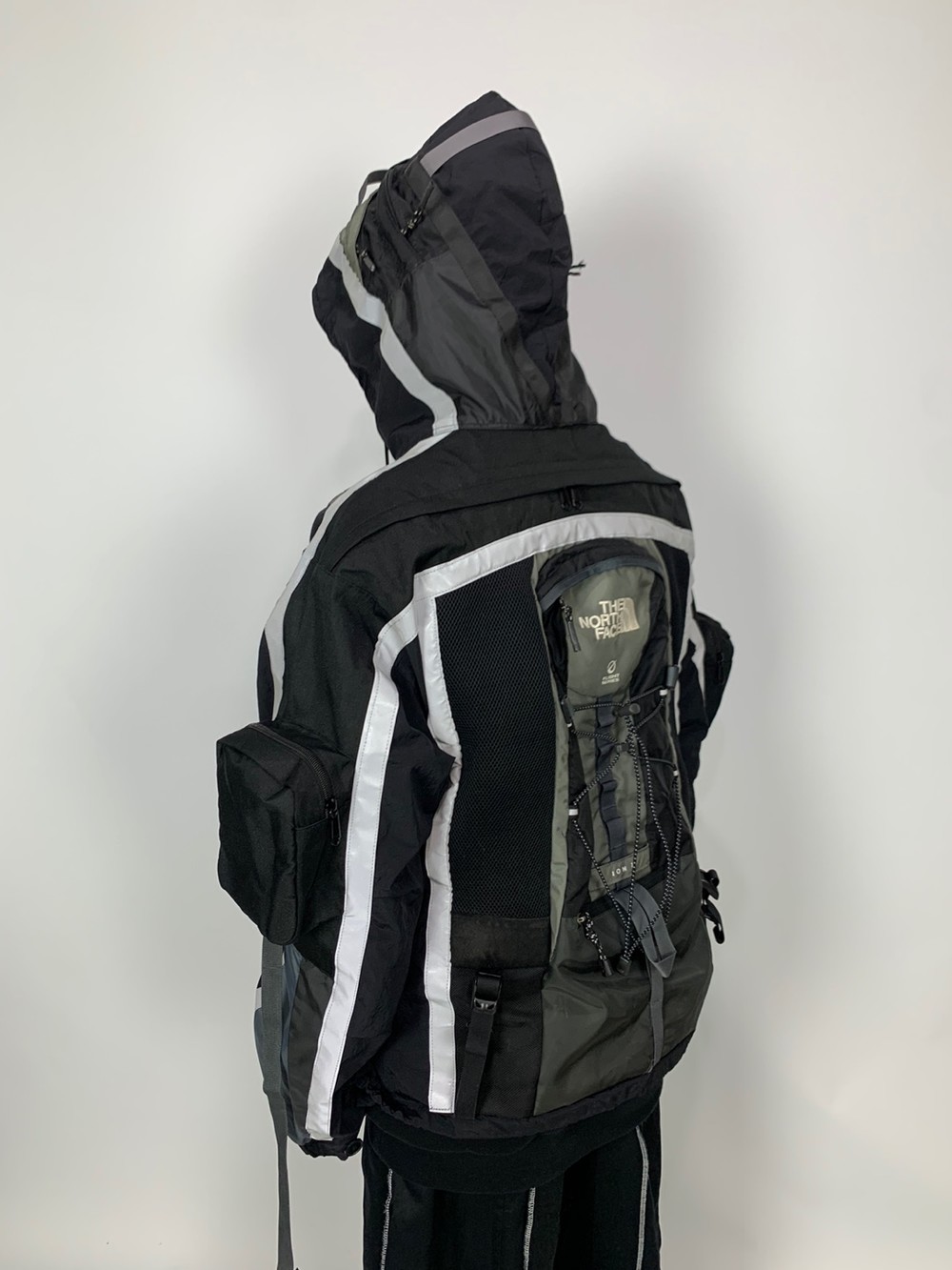 TNF backpack detail jacket CT0043