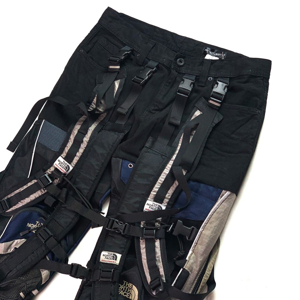 Double backpack detail pants CT0046