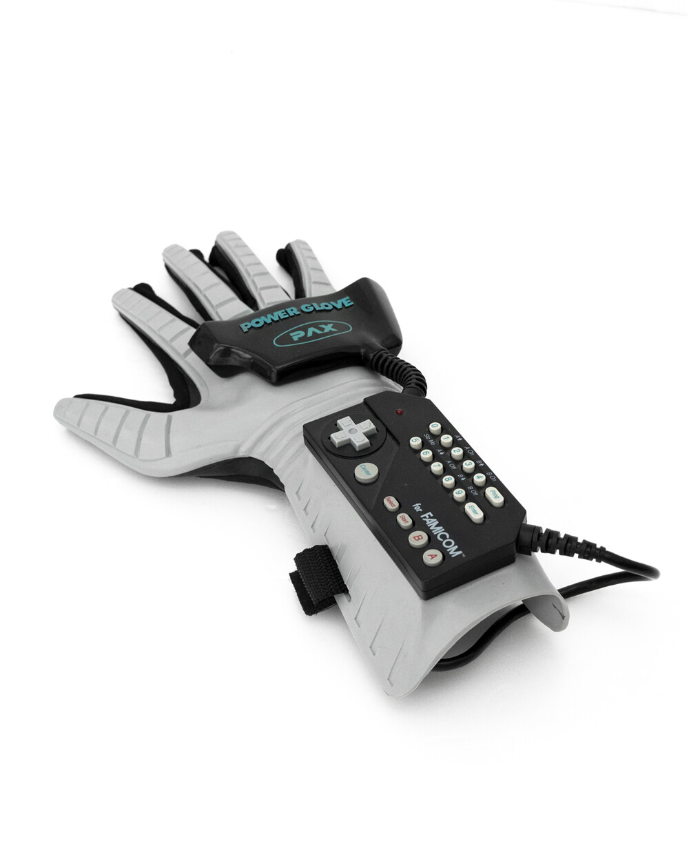 Nintendo ‘Power Glove’ controller