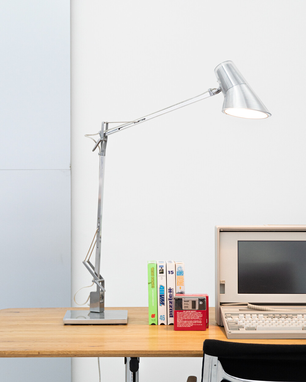 Flos Kelvin T table lamp