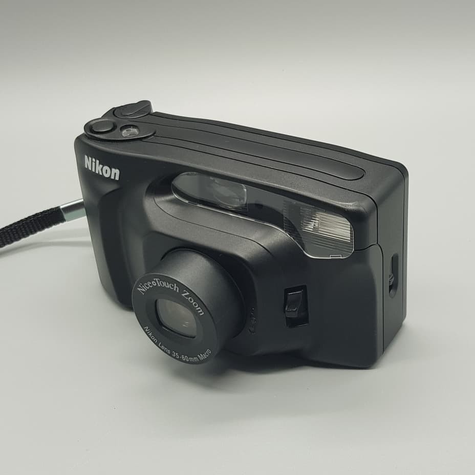 NIKON NICE TOUCH ZOOM