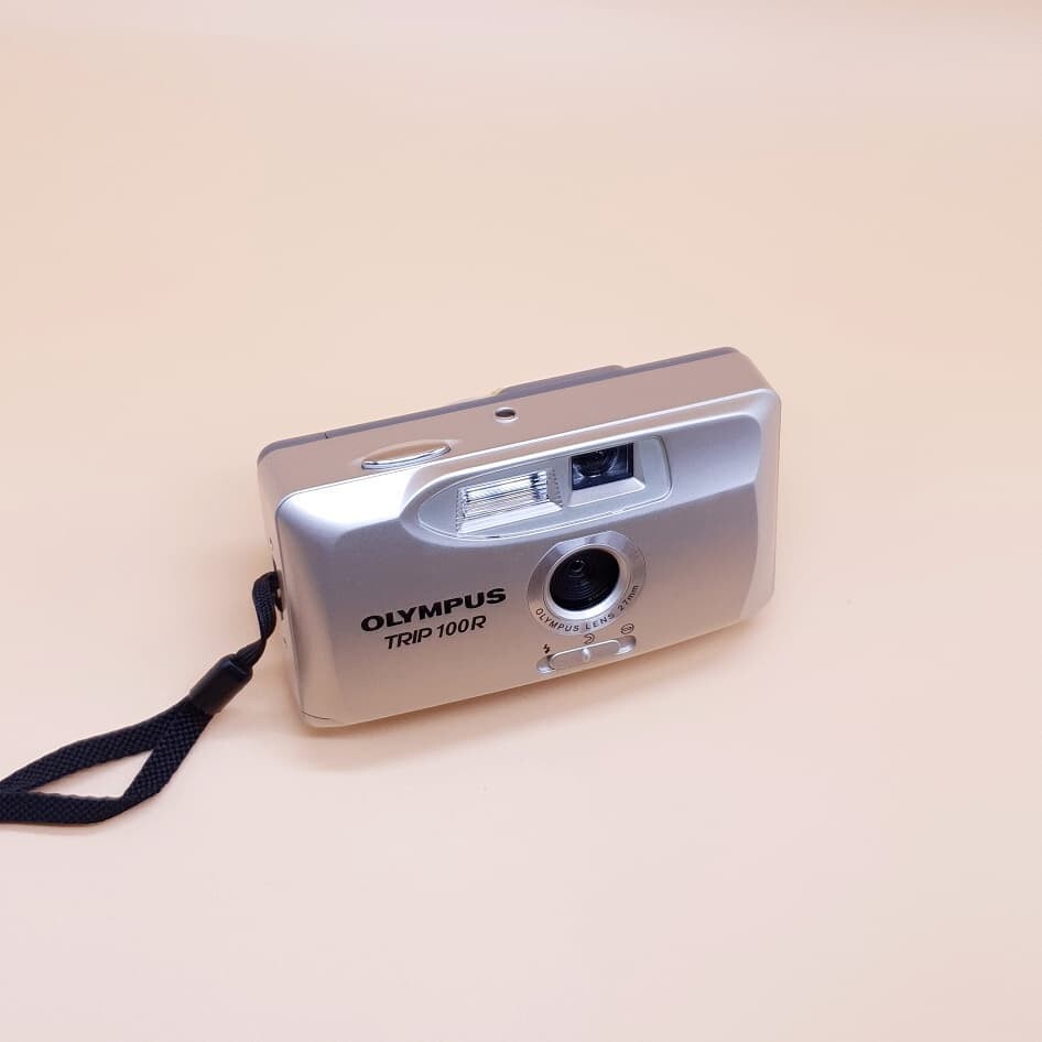 OLYMPUS TRIP 100R
