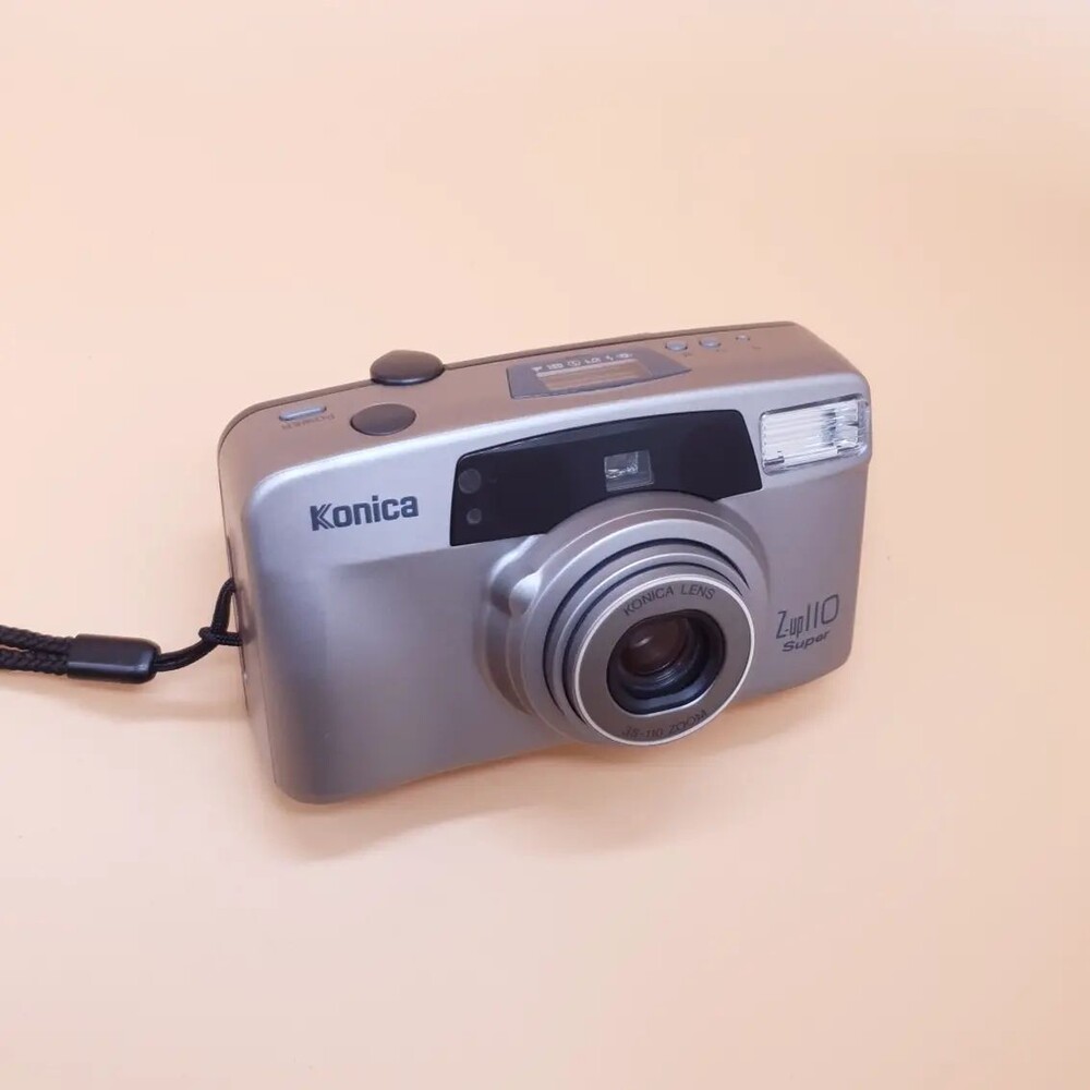 KONICA Z-UP 110 Super