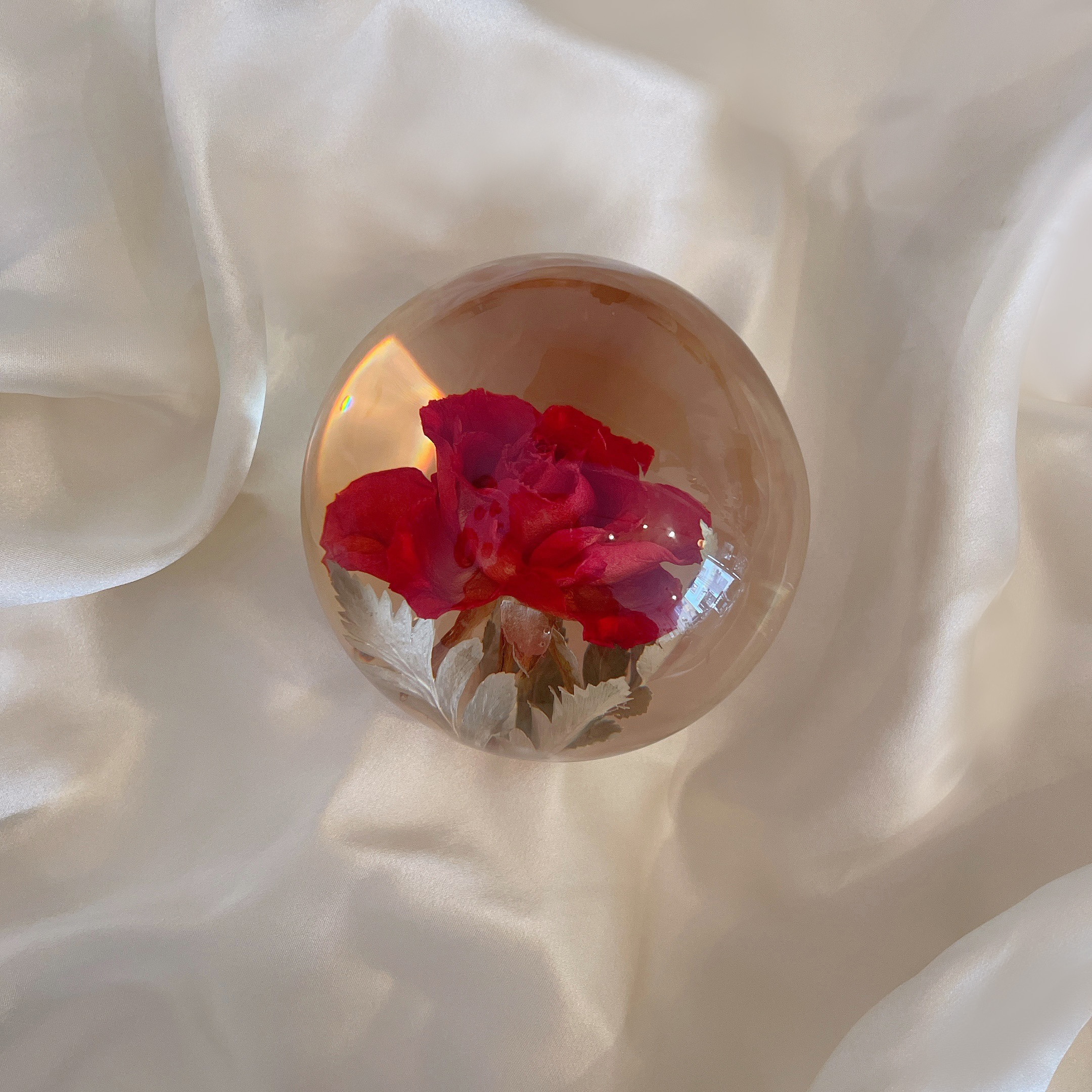 vintage red rose paperweight, England