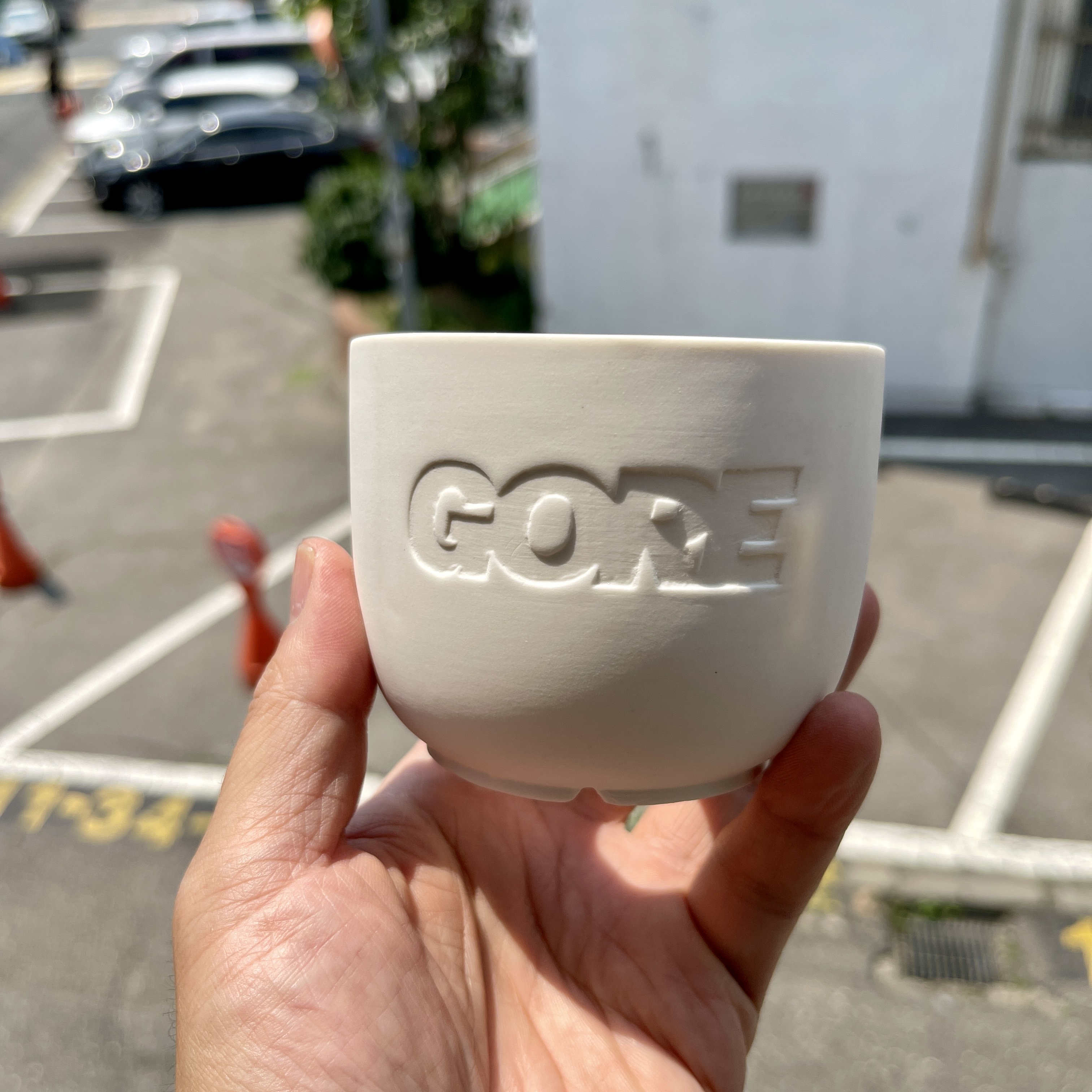 GORE LOGO CERAMIC POT