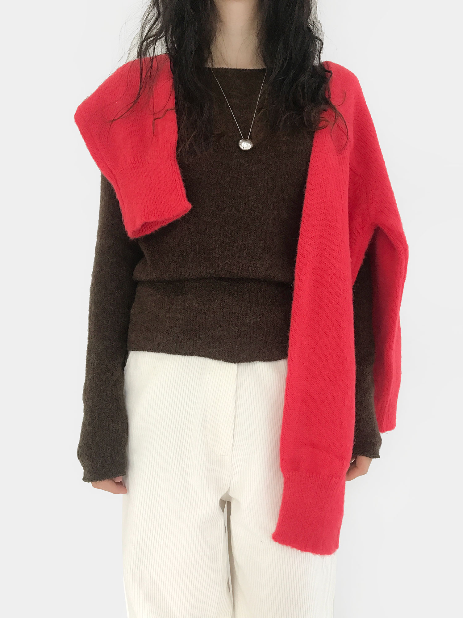 NOV BOAT NECK KNIT IN BROWN (2C)