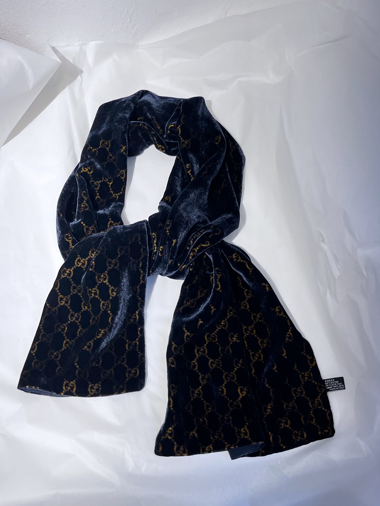 GUCCI GG Logo Velvet Muffler