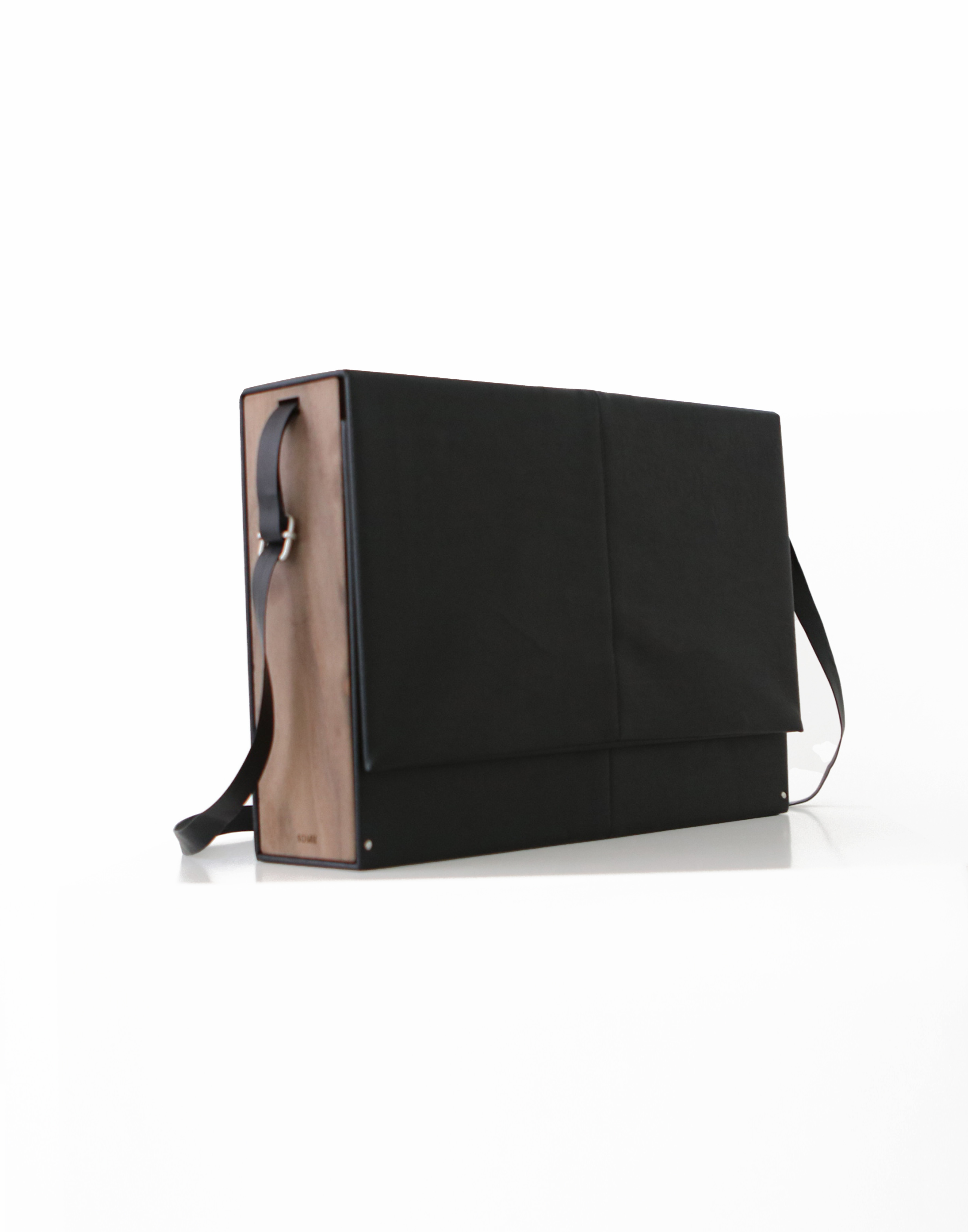 Walnut quare bag