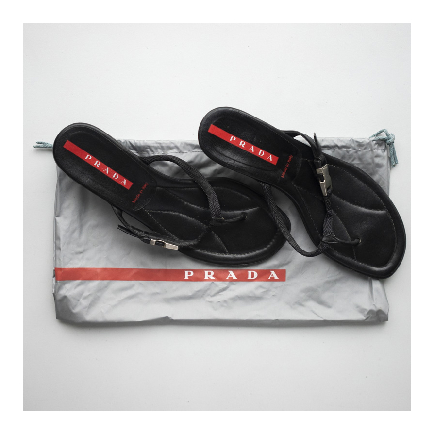 old PRADA SPORT - Buckle Flip Flops (Black)