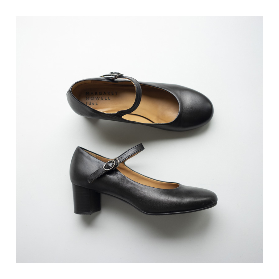 MARGARET HOWELL - Mary Jane Shoes (Black) *with pouch