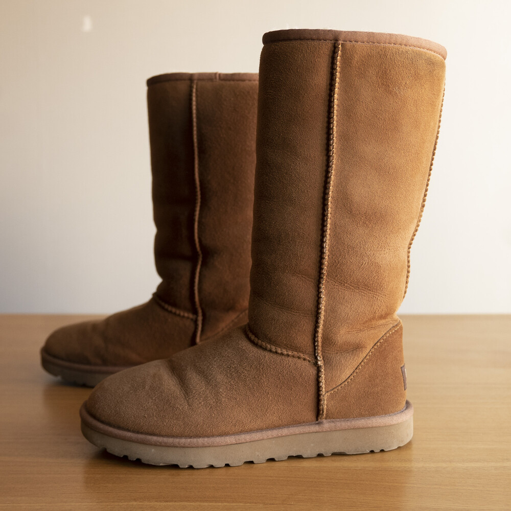 UGG - Classic Tall Boots (BROWN CHESTNUT) | 240mm
