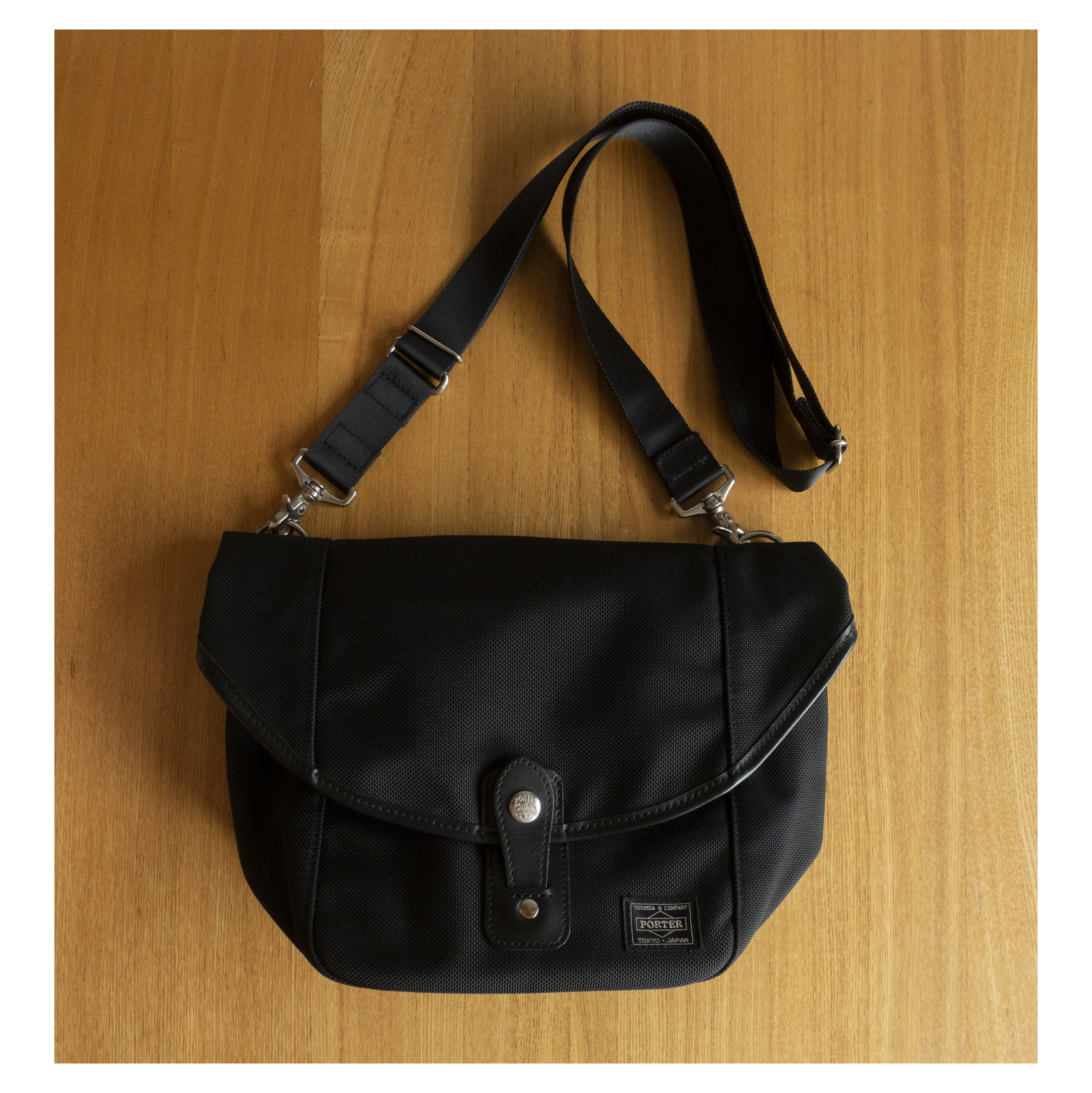 PORTER - Camera Shoulder Bag (Black)