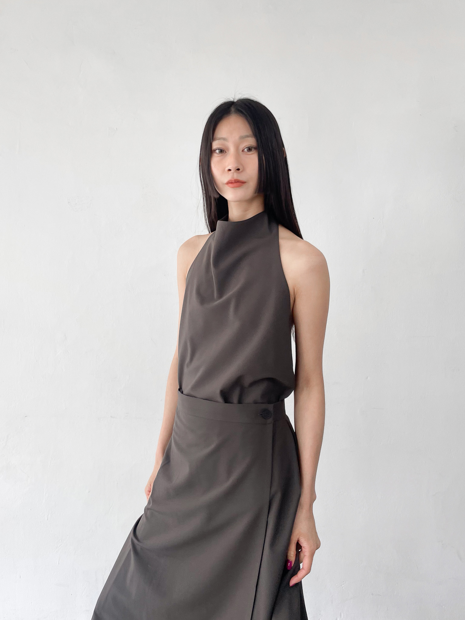 BLIND HALTER BLOUSE (2COLOR)