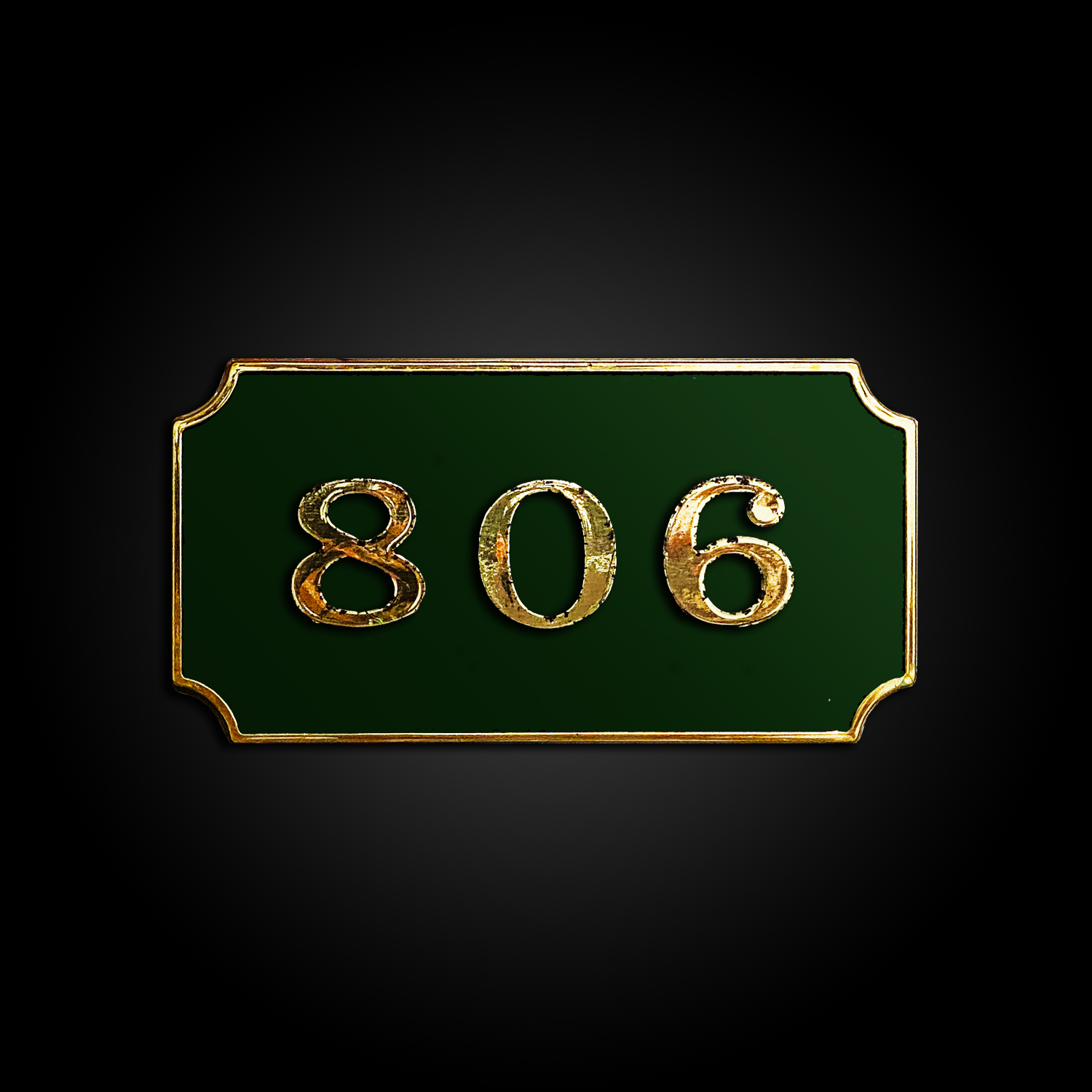  806