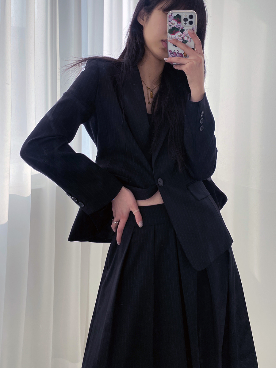 Stripe wool suit set-up