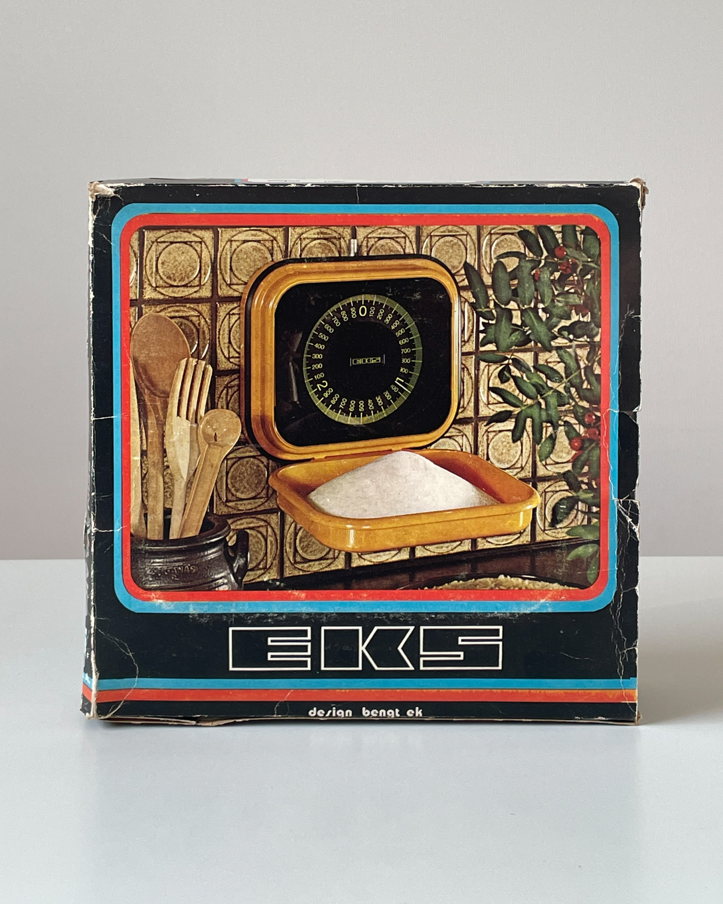 Vintage EKS Kitchen Scale