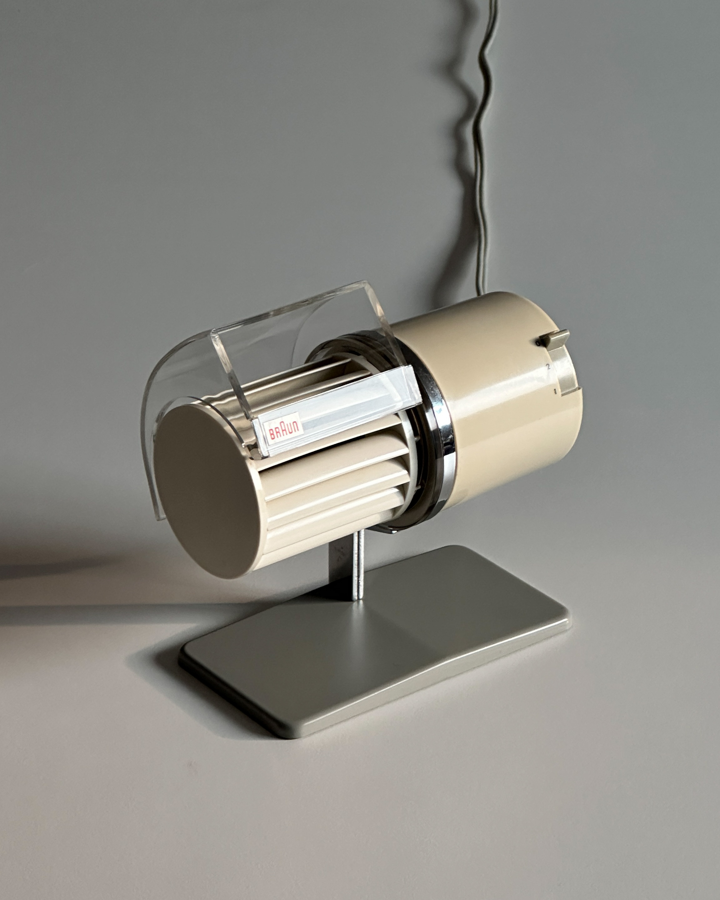 BRAUN Desk Fan HL 1